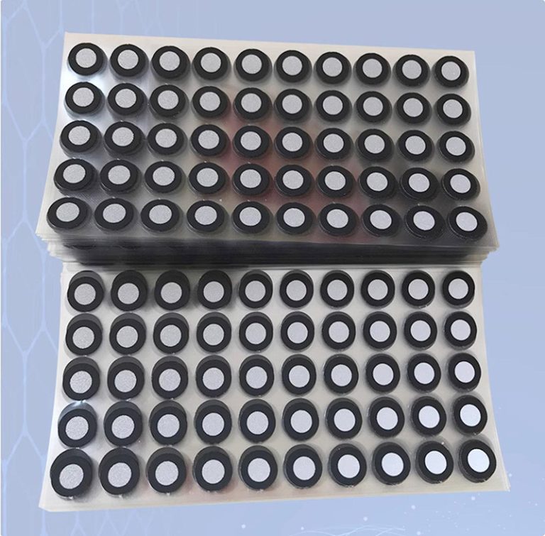 What are Markers, and Why are They Used in 3D Scanning? - 3DeVOK